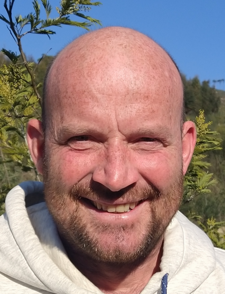 Meet the GENIALG Scientists: Frank Neumann - GENIALG